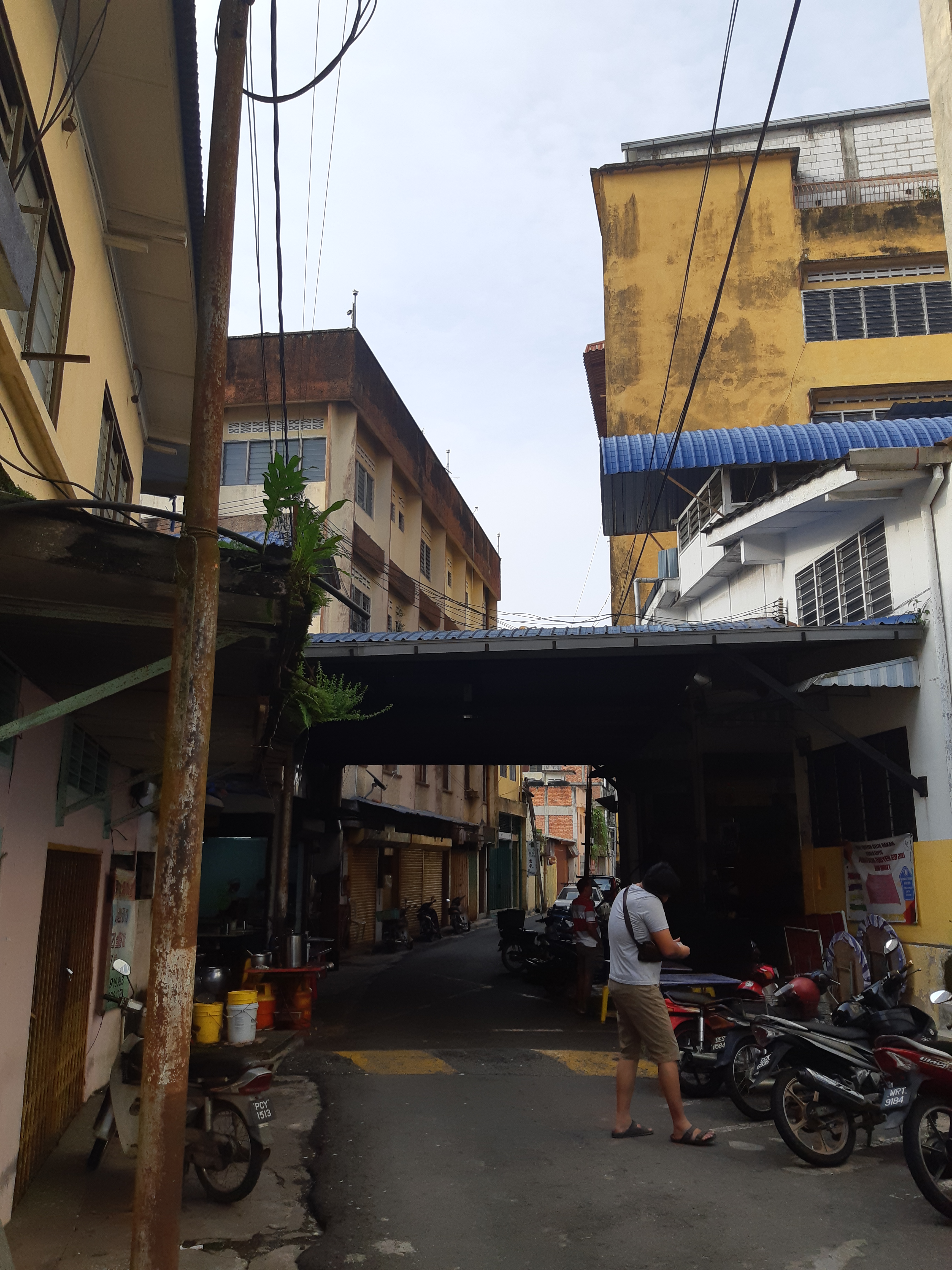 The photos in the book “Datuk”? – Dr Vie Cheong Thong M.D.